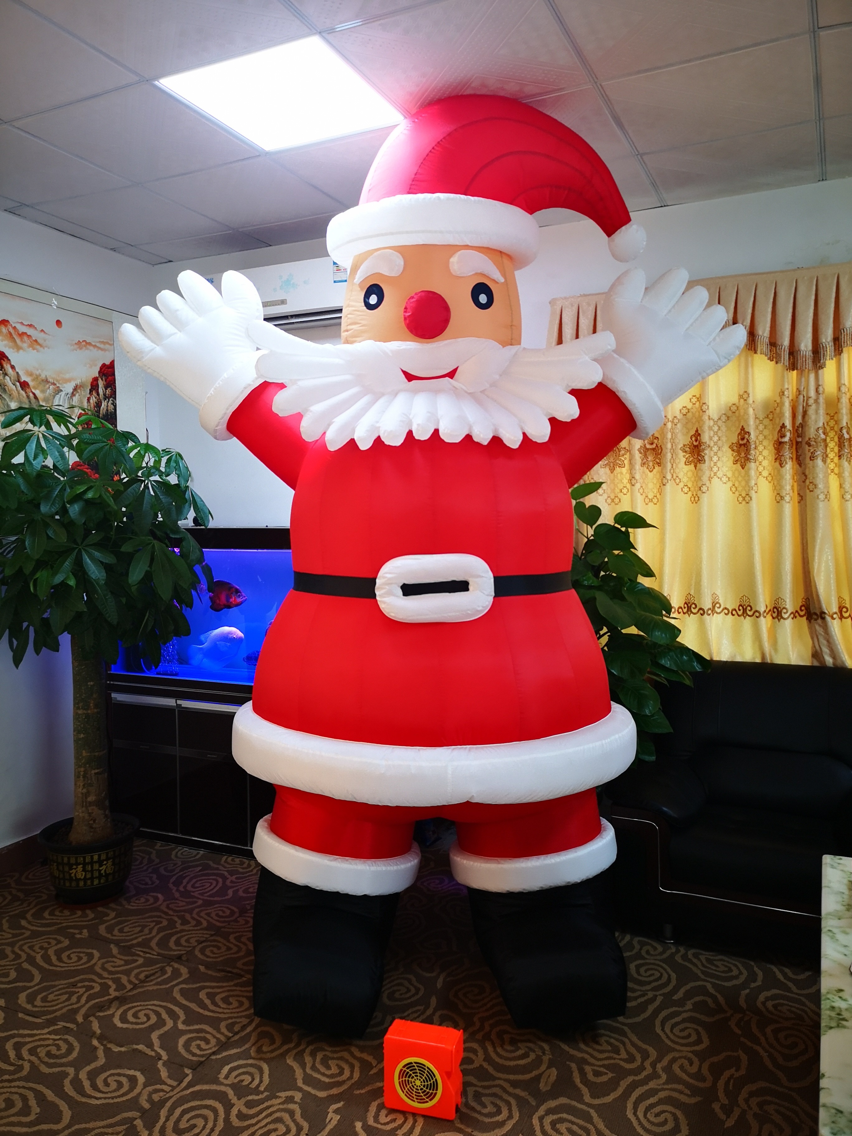 Small Pneumatic Christmas Inflatable Fan Built In Cartoon Fan Plastic Shell